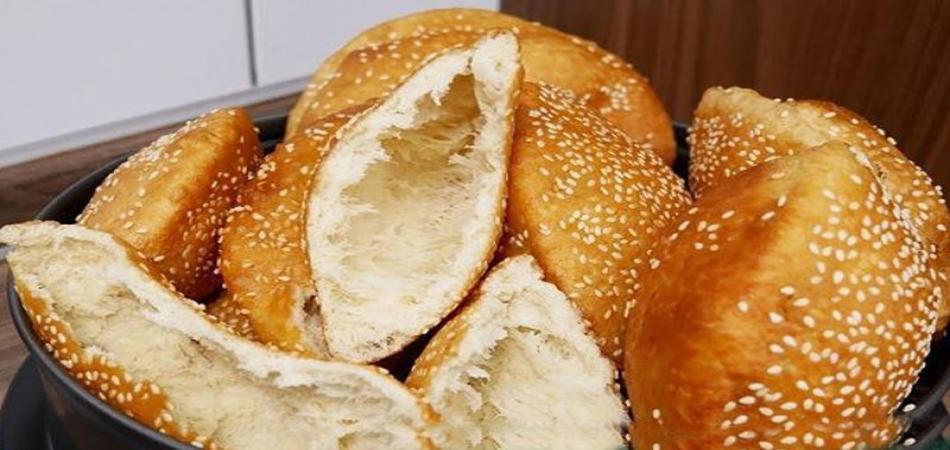 Note cách làm bánh rán bằng bột mì vàng giòn rụm tại nhà