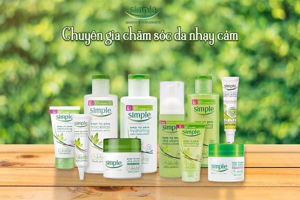 Review nước tẩy trang Simple Micellar Cleansing Water có tốt không?